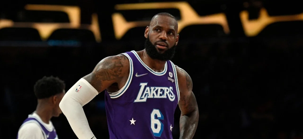NBA | Lakers, en el regreso de LeBron y Davis, perdió y complicó su clasificación al repechaje